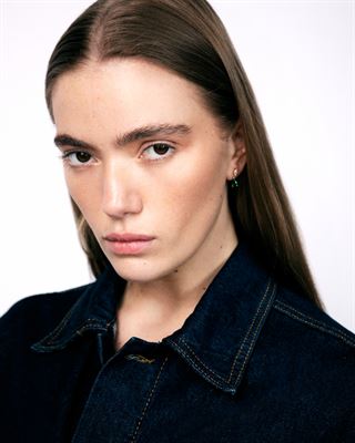 THE WOLVES MODEL MANAGEMENT - development