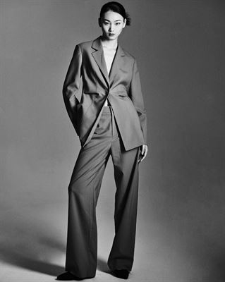 SHU XIAOYUE for THE WOLVES MODEL MANAGEMENT