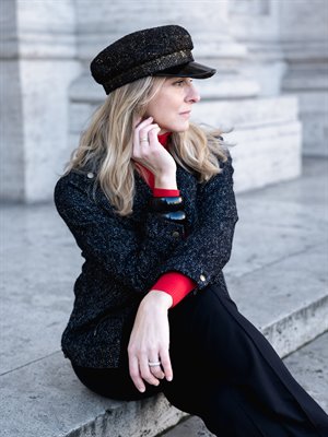 BeautyFull Models - curvy, silver and in-between models agency in Milan