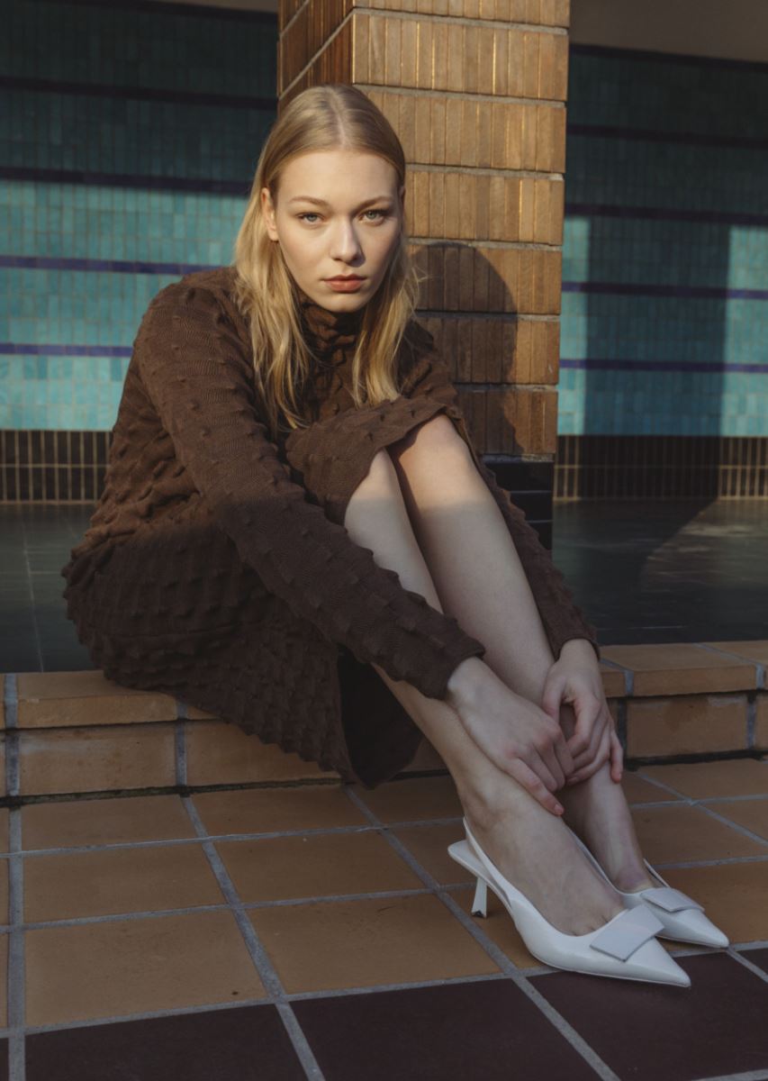 BRAVE MODELS - JARA VAN ROOTSELAAR