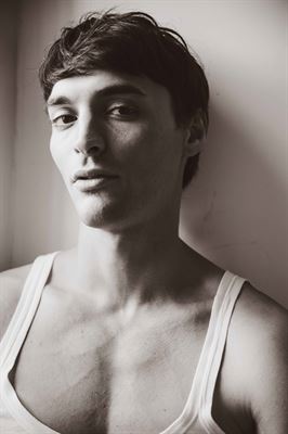 FASHION ART WISE - character